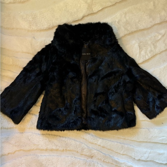 Ivanka Trump | Jackets & Coats | Ivanka Trump Black Faux Fur Coat Fuzzy ...